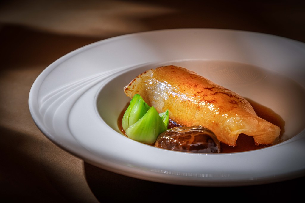 Tao Li - New World Millennium Hong Kong Hotel